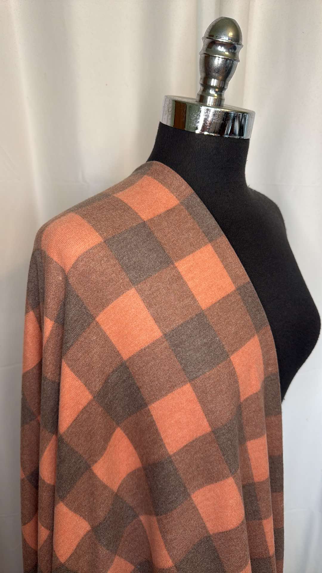Plaid - Brushed Hacci Sweater Knit - 3 Yard Cut – Amandasbundles.com