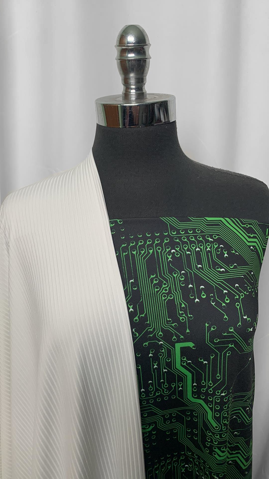 IVORY/CIRCUITS BUNDLE : 1.5YD Circuit Board Yoga PF & 2YD Ivory P/S Ri ...