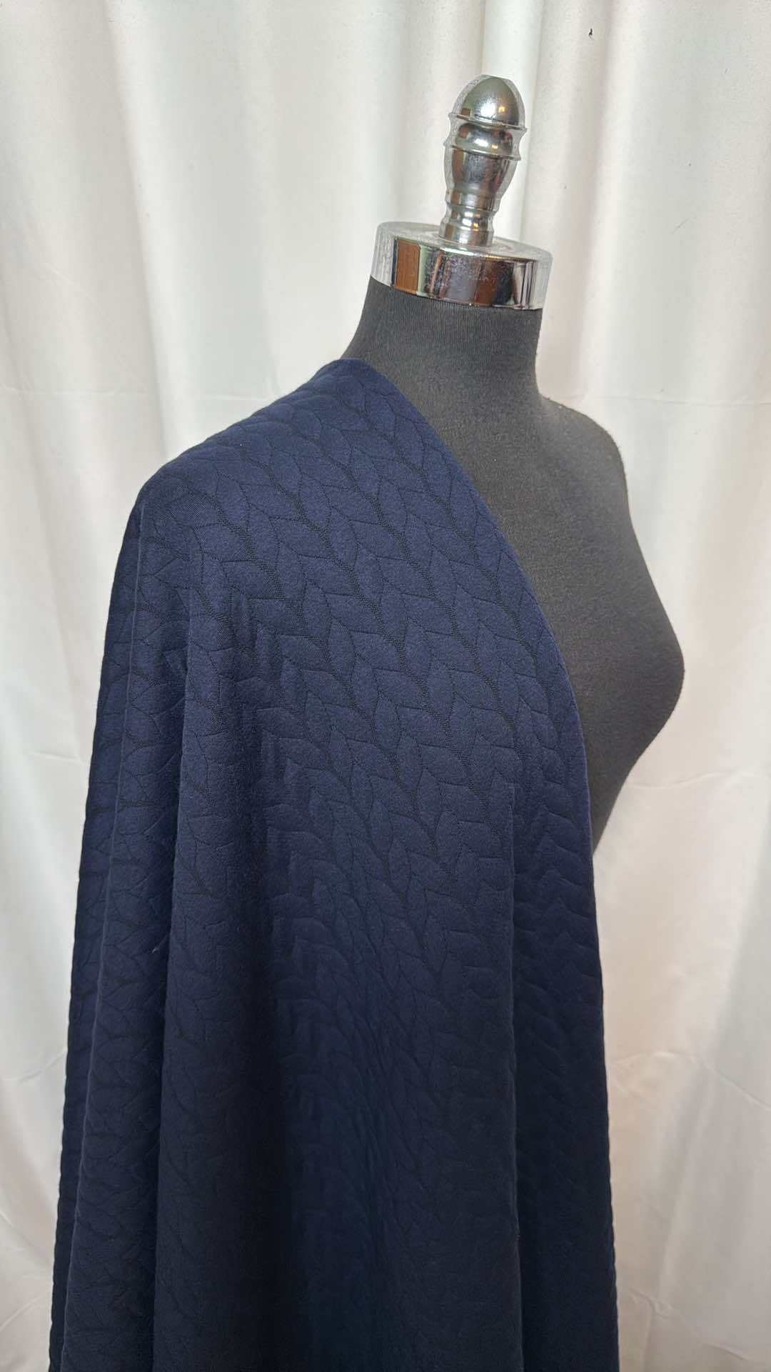 Navy Cable - Quilted Knit - 2 Yard Cut – Amandasbundles.com