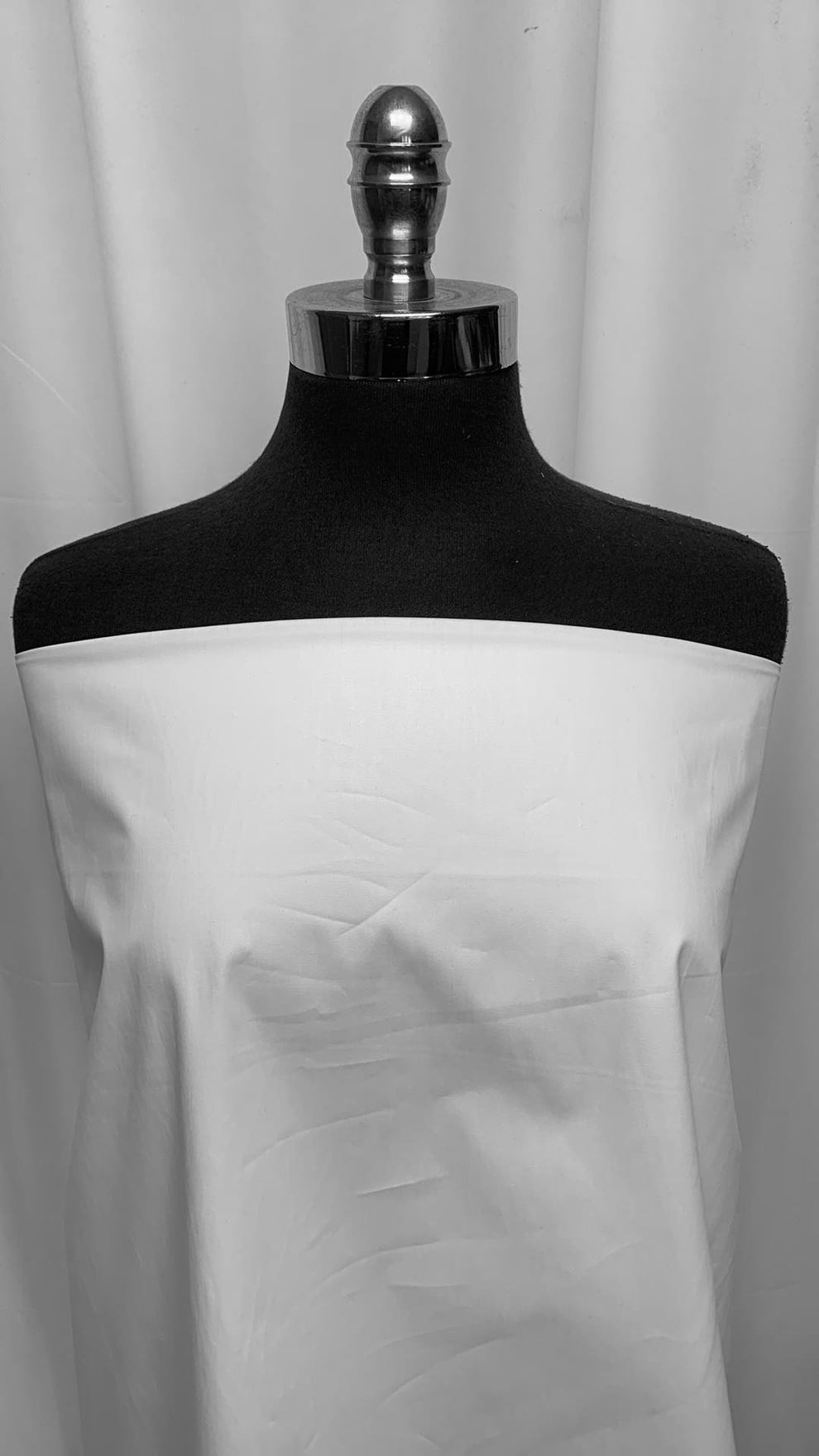 White - Cotton Poplin (120" Wide) - 2 Yard Cut – Amandasbundles.com